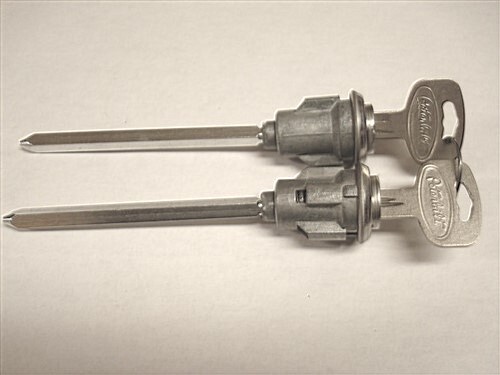 Peterbilt Door Locks Set Keyed The Same With Peterbilt Logo Keys Fit ...