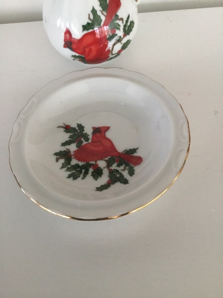 Vintage Japan Christmas Cardinal and Holly PITCHER with PLATE Total 4 ...