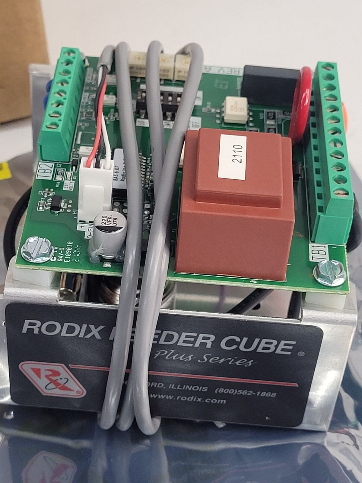 RODIX FEEDER CUBE FC-44 PLUS P/N 121-686 120VAC 50/60HZ 15AMP NEW IN ...