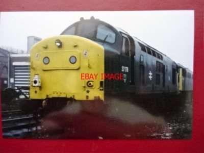 PHOTO CLASS 37 DIESEL LOCO NO 37178 AT CREWE WORKS 18/11/84 | eBay