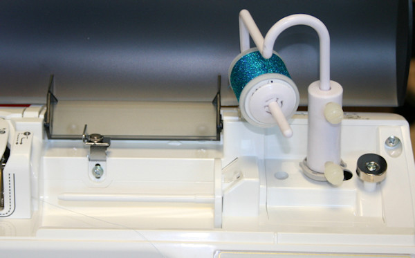 SPECIALTY & METALLIC THREAD SPOOL PIN ADAPTER FITS MOST MACHINES | eBay UK