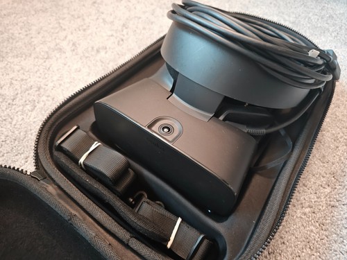 Rift S VR Headset for PC Lightly Used - Includes Everything & Travel ...