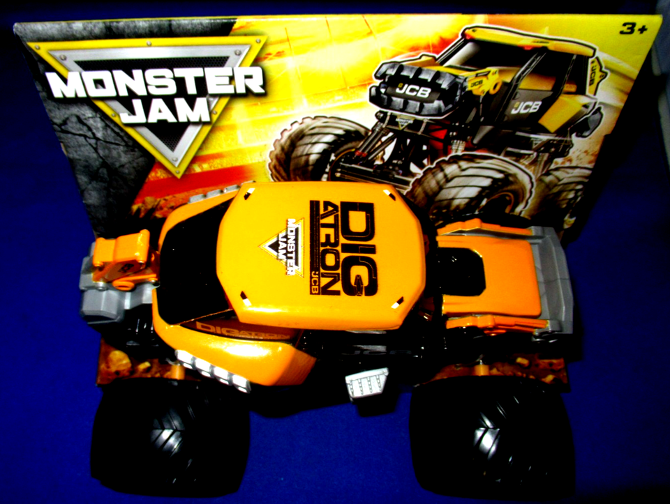 COLLECTOR 1:24 MONSTER JAM JCB DIGATRON TRUCK SERIES 25 NEW 2025 | eBay