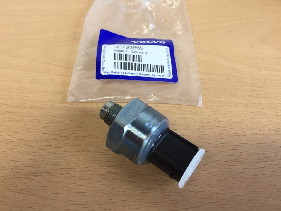 GENUINE VOLVO BRAKE PRESSURE SENSOR 30793669 XC90 XC70 V70 S60 S80 | eBay