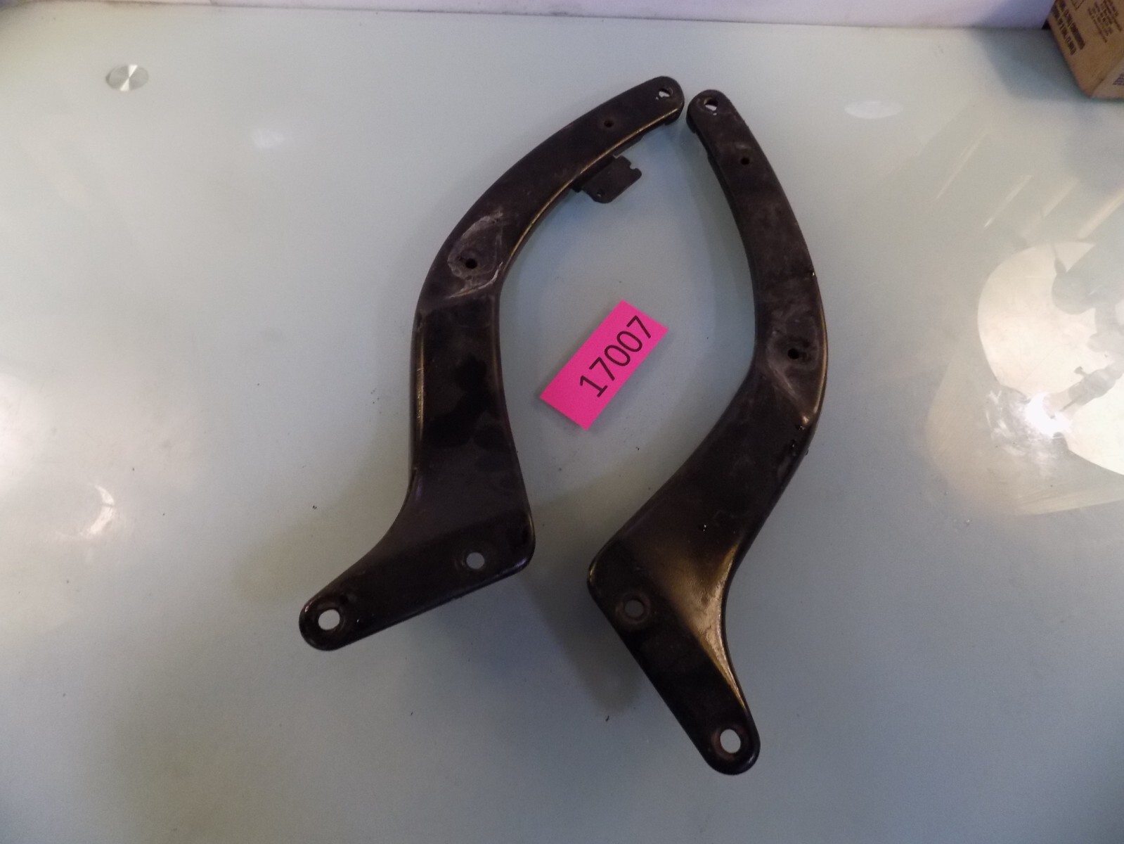 Yamaha V-Star XVS 650 Classic Silverado black Rear Wheel Fender Support ...