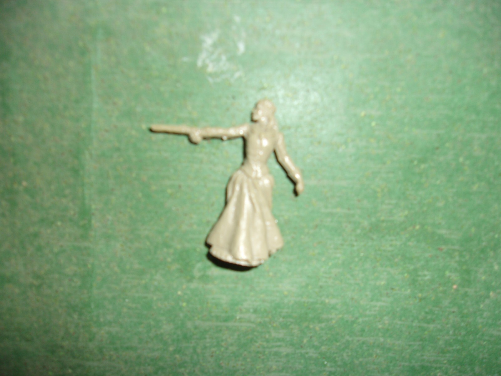 BARZSO LOTM PLAYSET CORA CHARACTER FIGURE IN ORIGINAL PIONEER GRAY ...