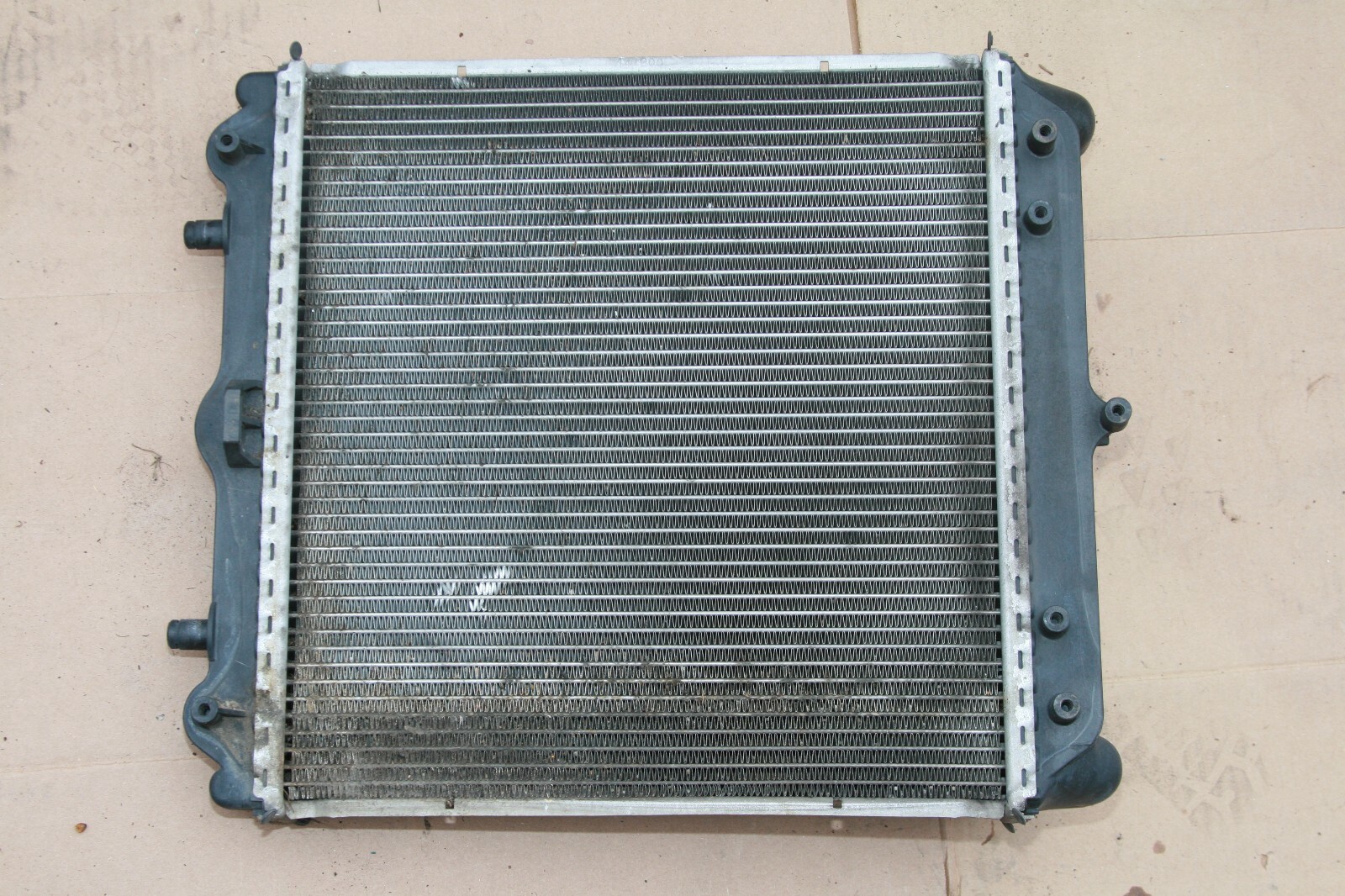 Porsche 996 99-05 / 986 Boxster 97-04 Radiator Right Passenger ...
