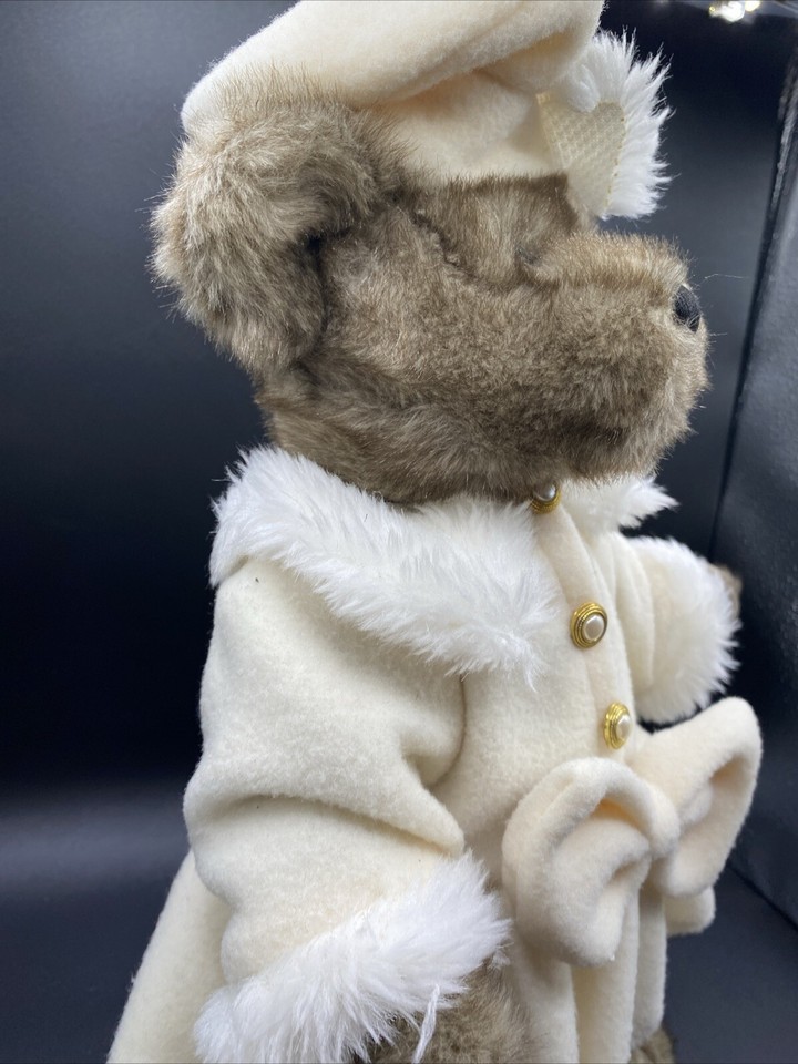 Dan Dee Rare "Soft Expressions" Holiday Teddy Bear in Winter Outfit 16 ...