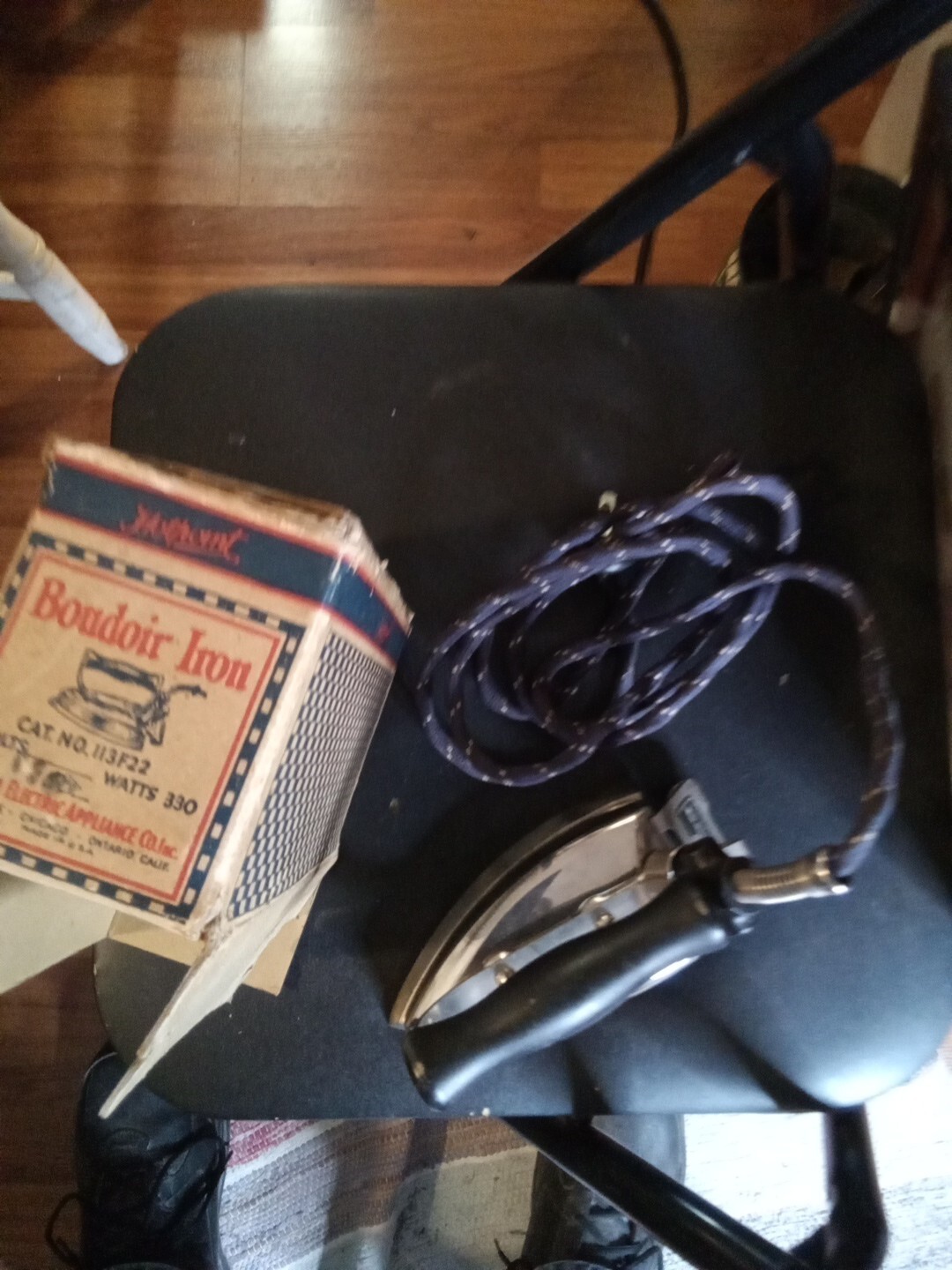 RARE EDISON HOTPOINT BOUDOIR IRON Vintage Rare , Works, Original Box | eBay