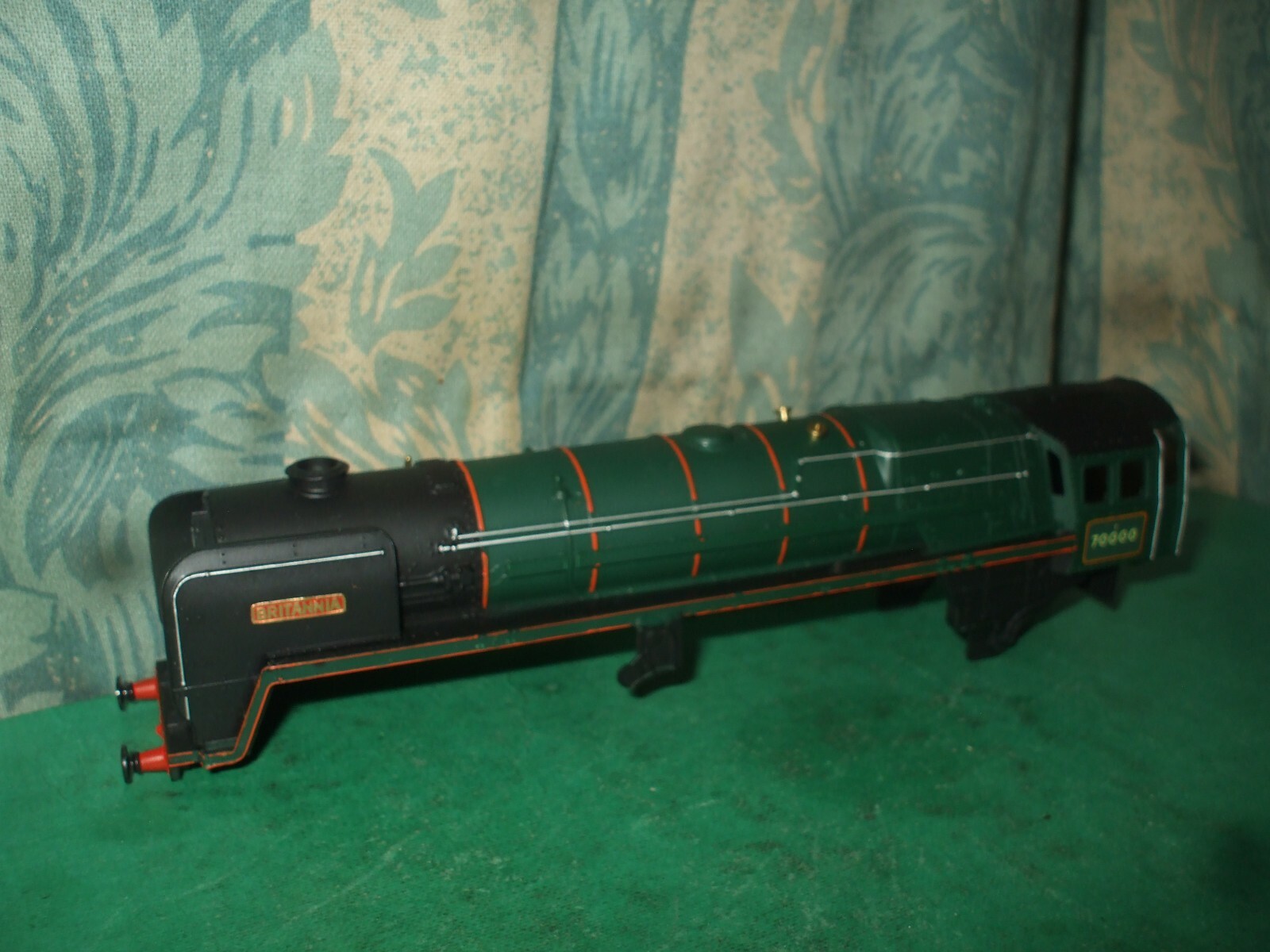 HORNBY BR STANDARD 7MT BRITANNIA LOCO BODY ONLY - BRITANNIA - No.2 ...