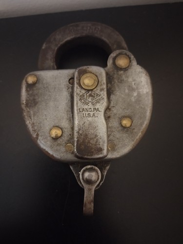 Vintage 1940 PA Rail Road Lancaster Lock C -RR USA No KEY - See Photos ...
