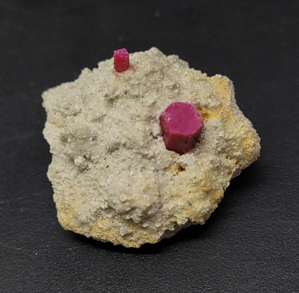 47.50 Ct Natural Rare Bixbite Beryl Rough Specimen Utah Red Emerald ...