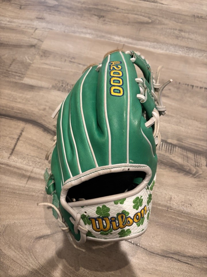 wilson a2000 Pro Stock Leather 1786 RHT 11.5 infield baseball glove ...
