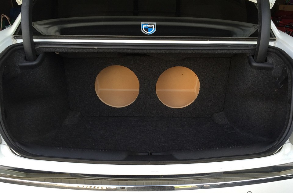 2011+ Chrysler 300 / 300C Custom Sub Box Subwoofer Speaker Enclosure | eBay