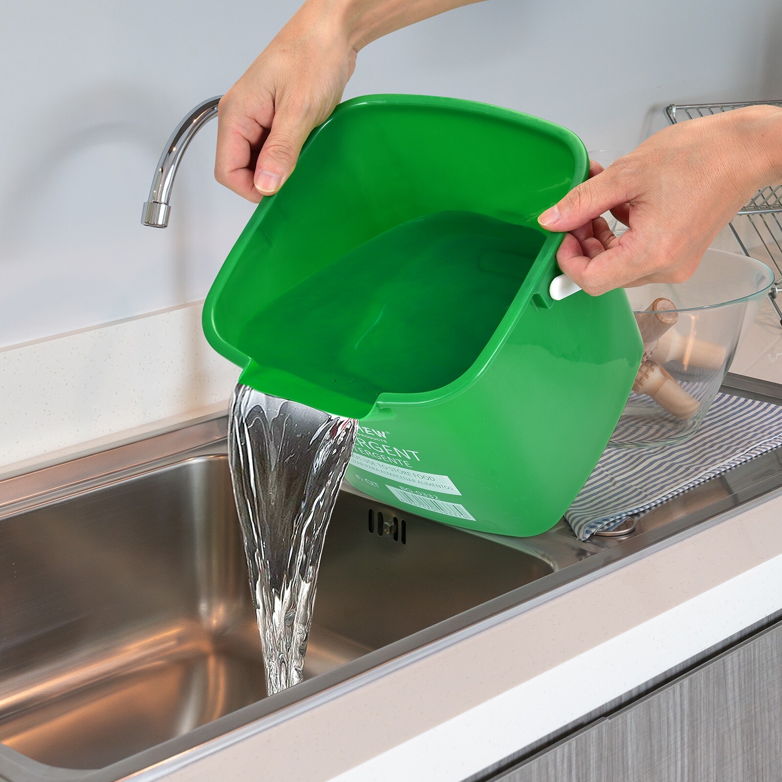 6 Quart Redandgreenandblue Detergent And Sanitizing Cleaning Bucket With 7241