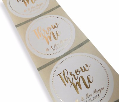 45MM WHITE PERSONALISED GOLD FOIL THROW ME CONFETTI WEDDING LABELS ...