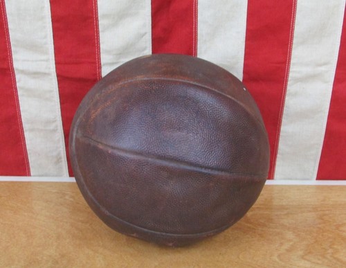 Vintage 1930s Leather Official Basketball Laceless Great Display Ball ...