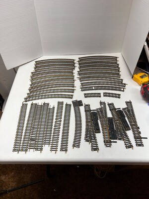 Lot Of Atlas HO Train Track 33 Pieces Curves, Straights, & Switches Pre ...