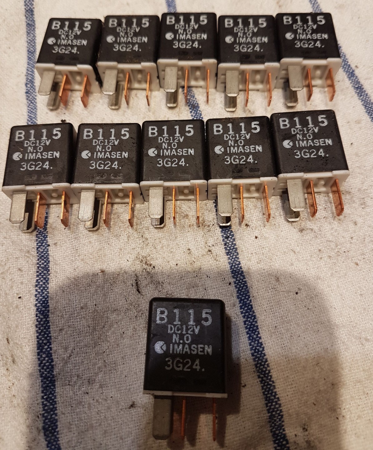 Mazda 2 3 6 5 RX7 RX8 323 626 4-PIN Black Relay B115 DC12V N.O Imasen ...