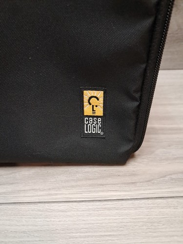 Case Logic CD Carrying Case With Strap Storage Capacity For 22 And 4 ...