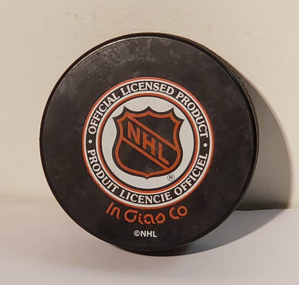 NHL New Jersey Devils 90's Shadow Series Souvenir Logo Hockey Puck | eBay