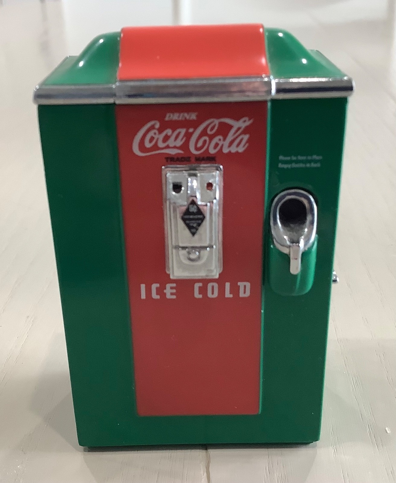 Danbury Mint 1/24 diecast 1930's Coca Cola Vending Machine | eBay