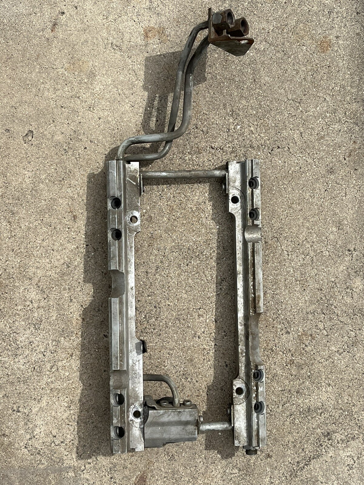 TPI Fuel Injector Rails, Regulator & Lines OEM 1985 - 1988 C4 Corvette ...