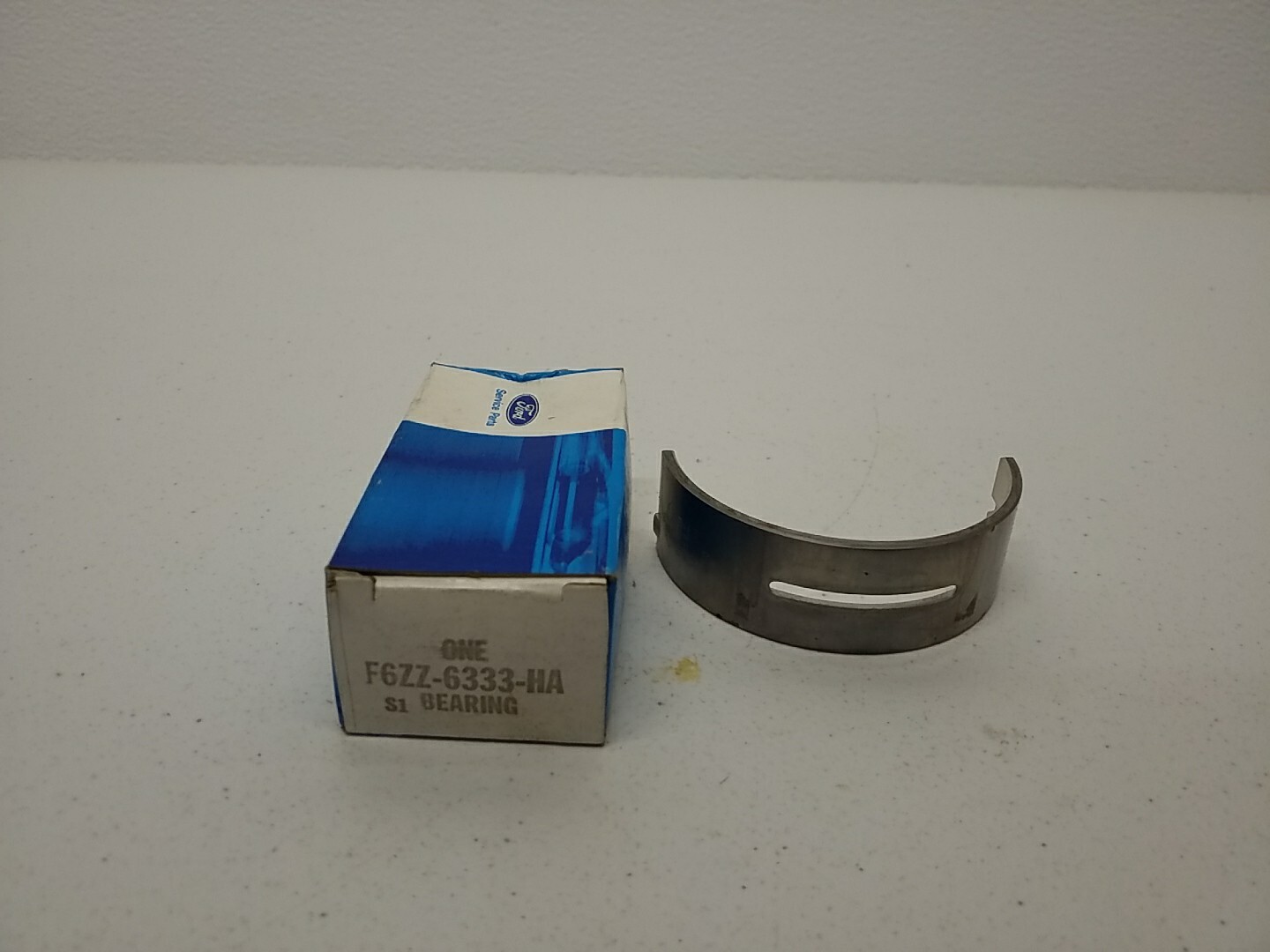 F6ZZ-6333-HA Ford Automotive Crankshaft Main Bearing F6ZZ6333HA 1 Piece ...