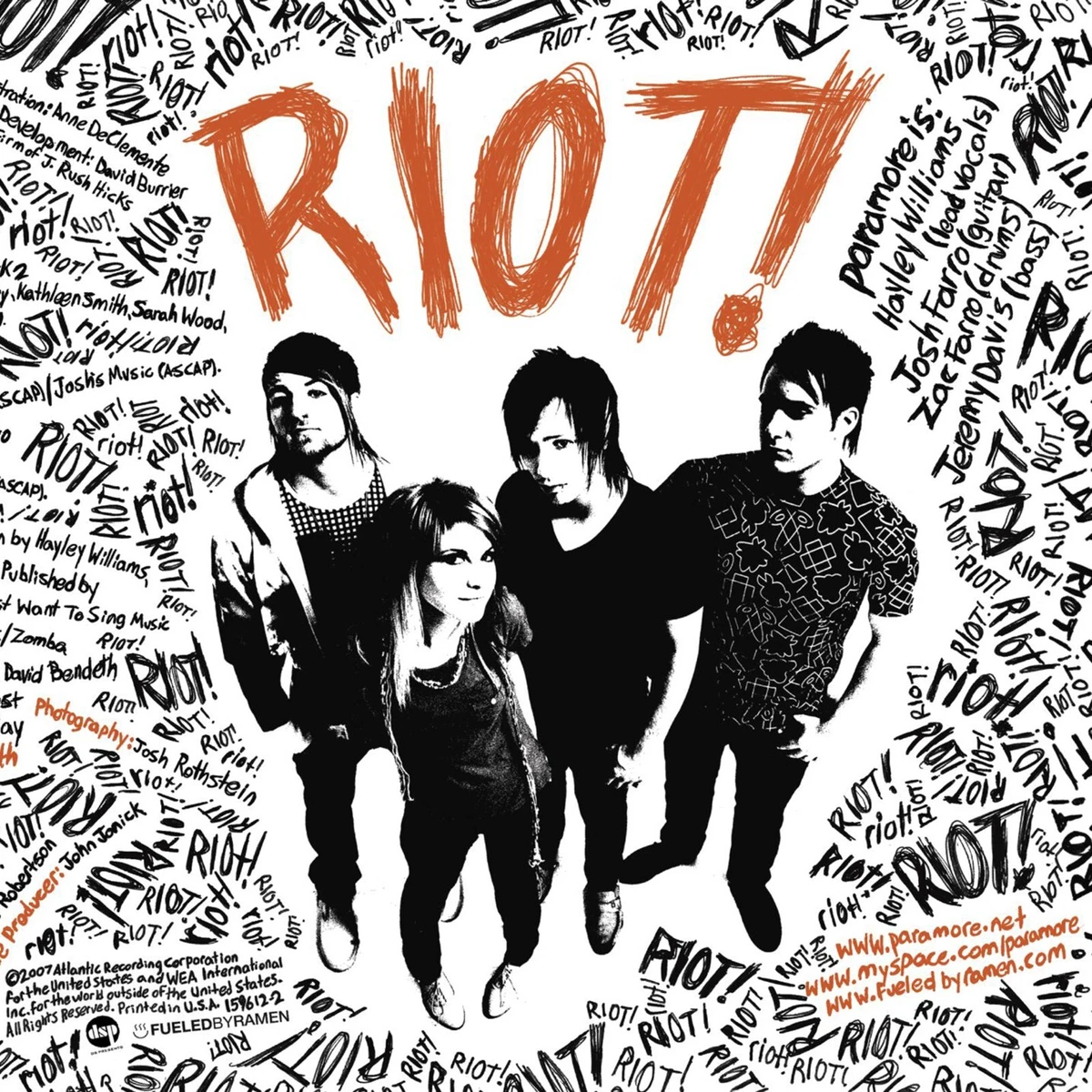 Paramore Bars Logo Wallpaper