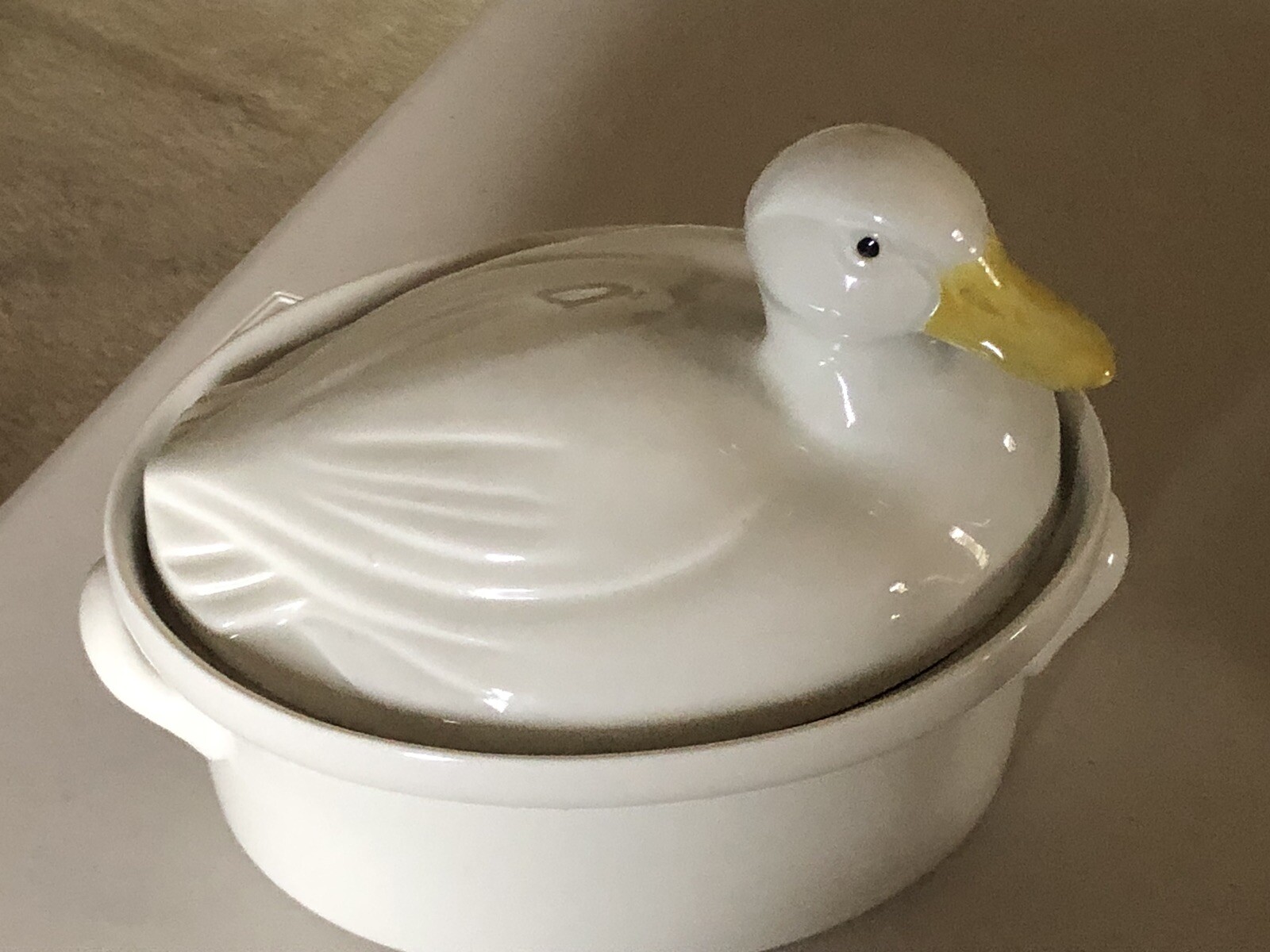 VTG HALL CARBONE DUCK COVERED CASSEROLE DISH TUREEN 8,5” WHITE | eBay
