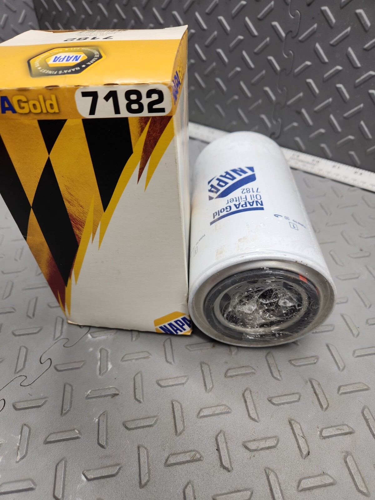 NAPA 7182 - cross reference oil filters | oilfilter-crossreference.com