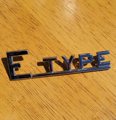 JAGUAR E-TYPE BOOT TRUNK MOTIF BADGE CHROMED BD27666 MORE PARTS IN ...