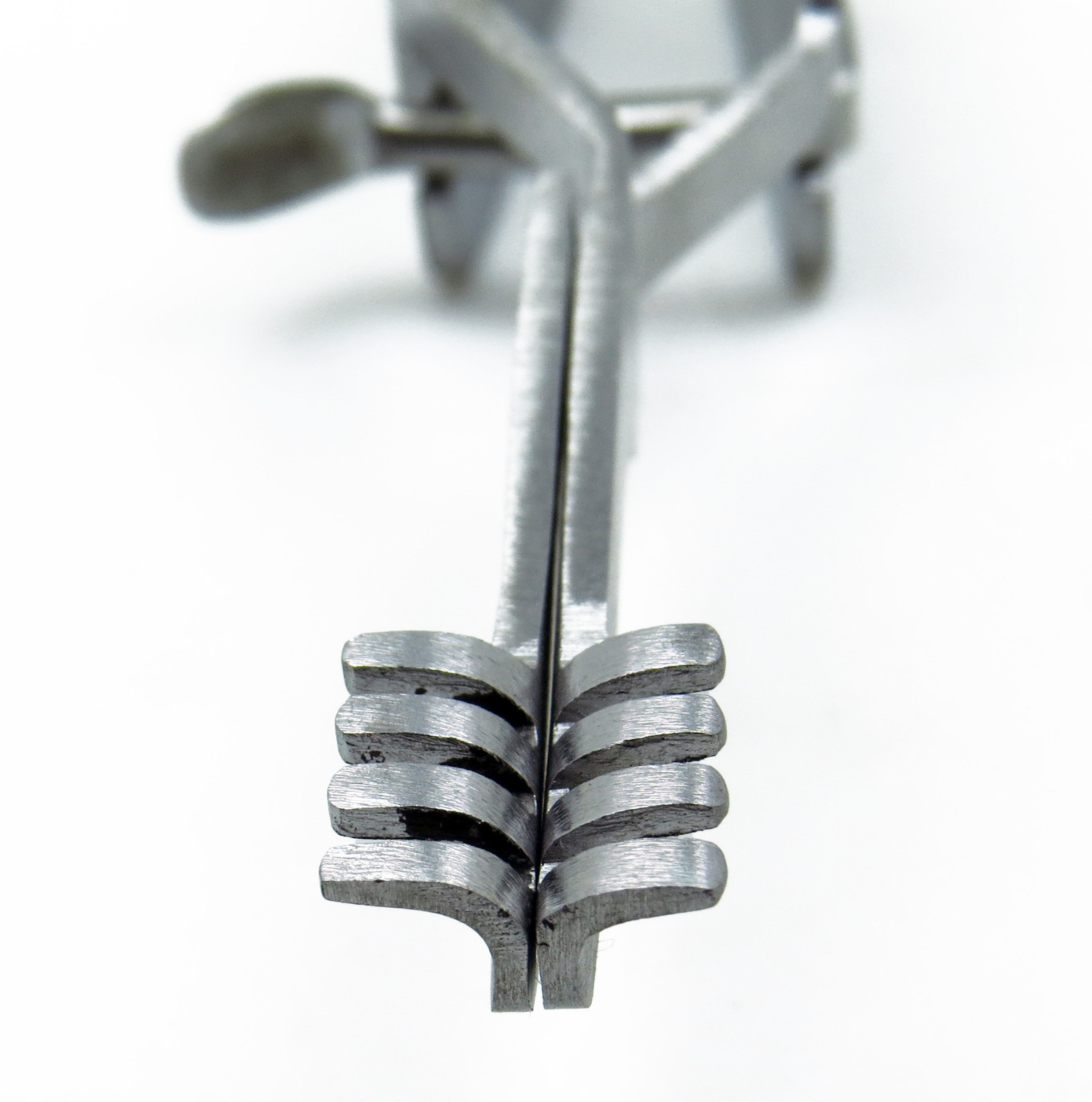 Automatic Cross Action Skin Retractor 4.5" Blunt 4x4 Prongs w/ 7 Steps ...