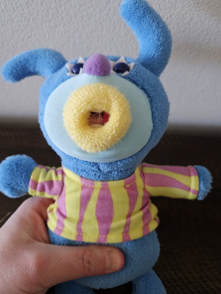 Mattel Fisher Price 2010 Blue Sing-A-Ma-Jig 9-inch Plush Toy for Kids ...