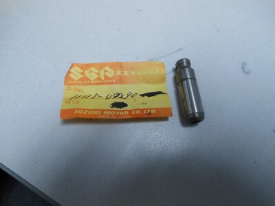 NOS Suzuki OEM Intake Valve Guide 80-83 GS750 GS1100 84-86 GS1150 11115 ...