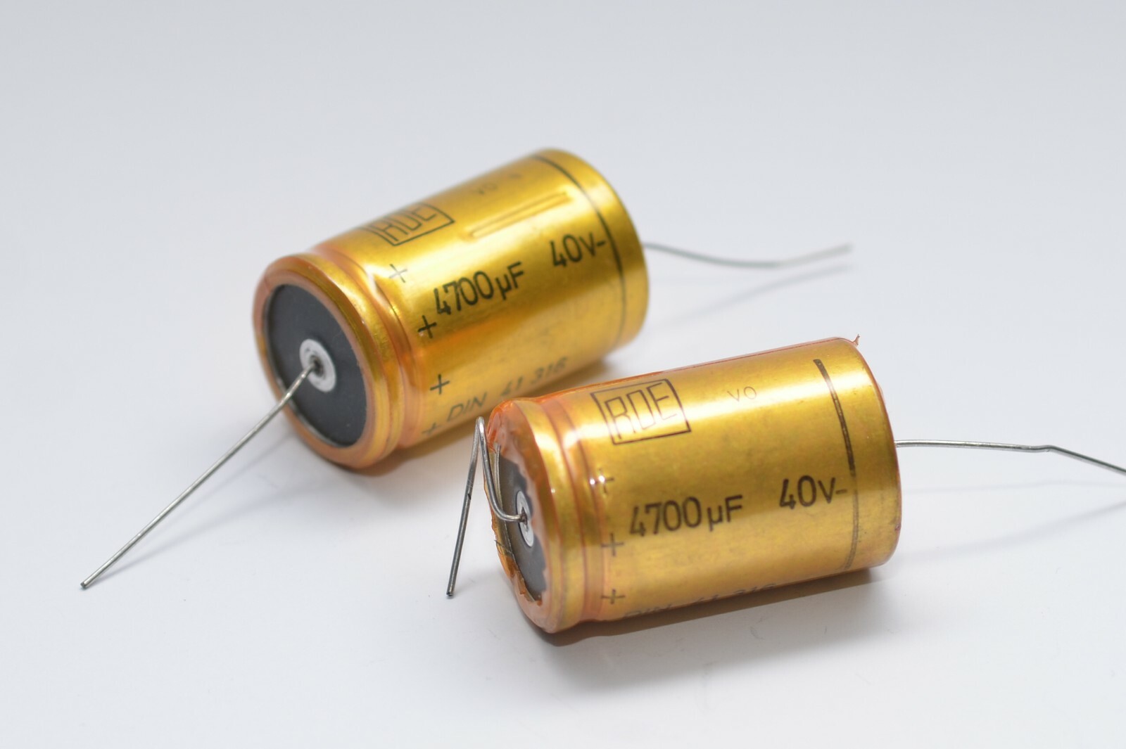 2x Elko-Kondensator ROE Gold, 4700 µF / 40 V-, Audio Capacitor, DIN ...