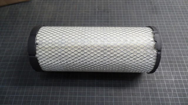 Fleetguard AF25553 Air Filter Fits Komatsu Pc78 for sale online | eBay