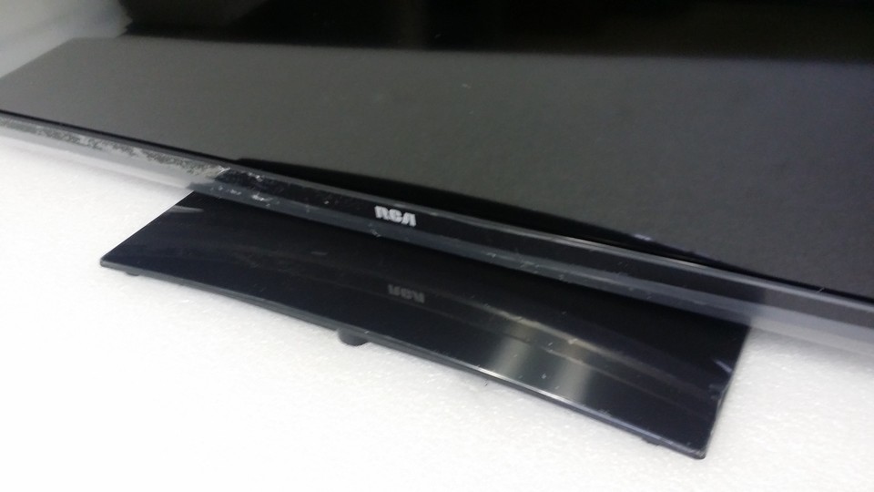 RCA LED32G30RQ , LED32G30RQD TV Stand Base / Hardware Included ( TV NOT ...