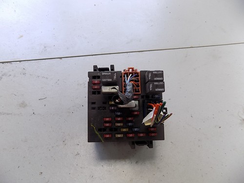 99 00 01 02 Chevy Avalanche Silverado Inside Fuse Relay Box Panel | eBay