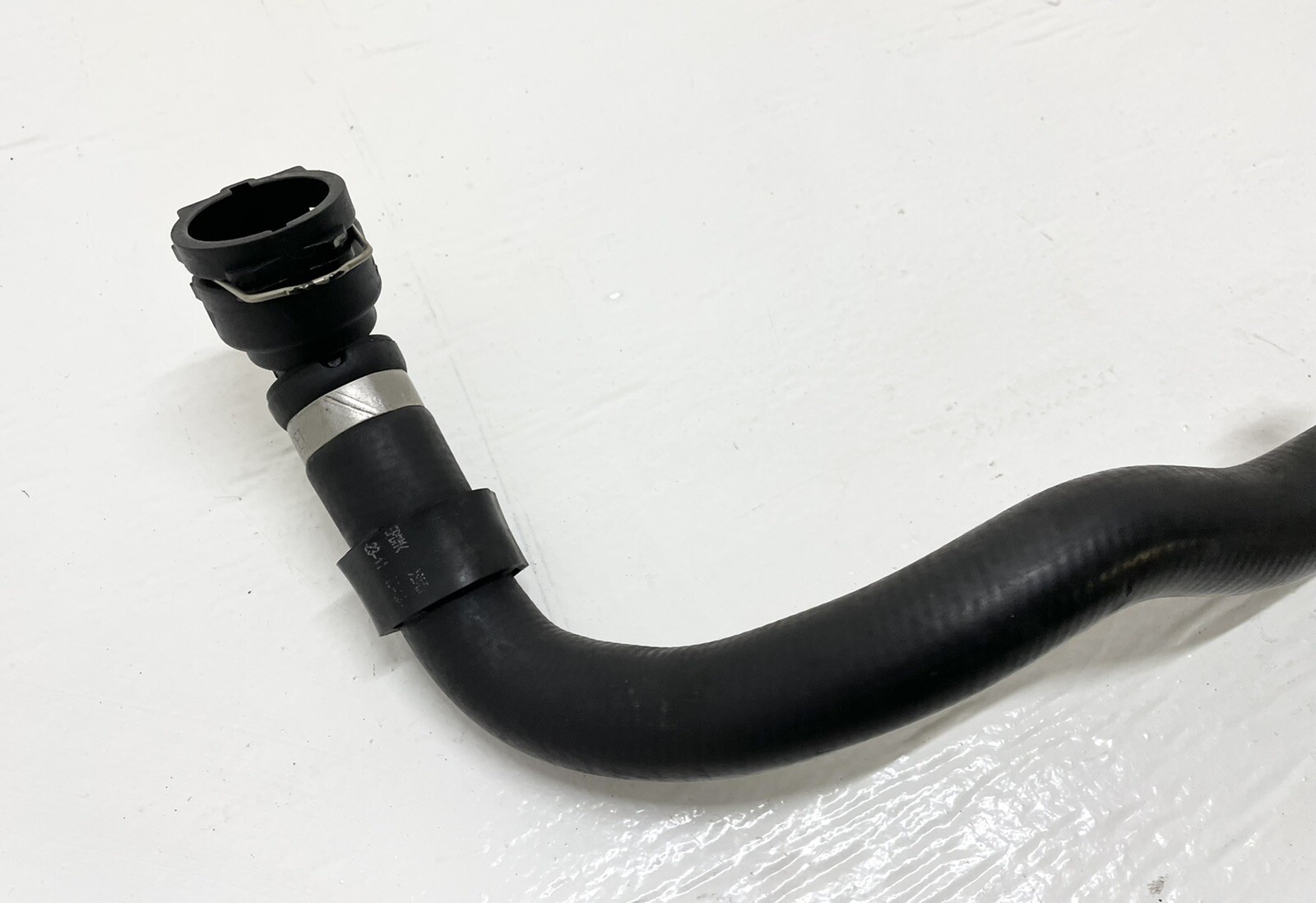 06-15 Genuine OEM BMW E90 335xi HVAC Heater Hose 64216983858 135i 335i ...