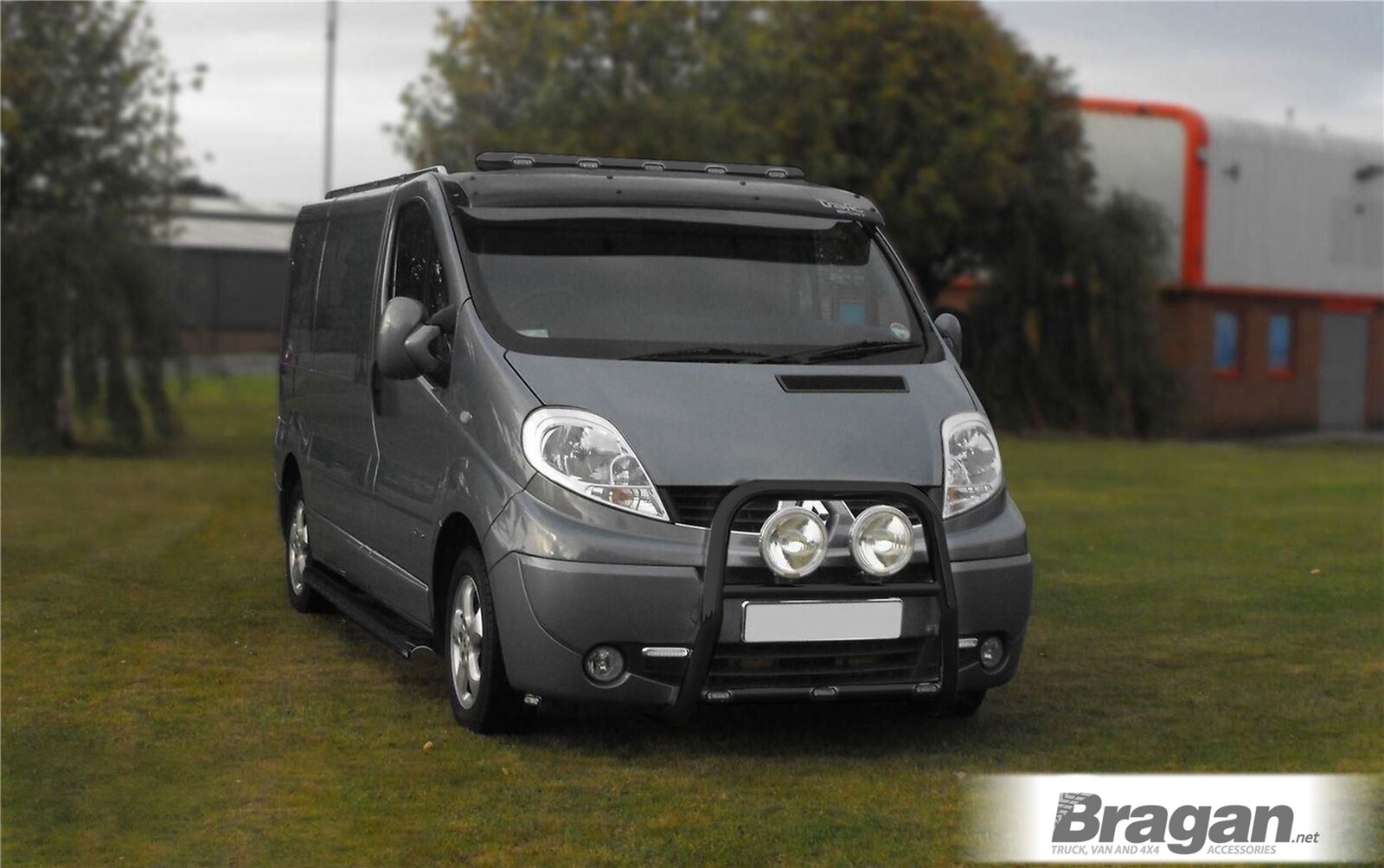 Roof Bar A + White LEDs To Fit Nissan Primastar 2022+ Van Front Low ...