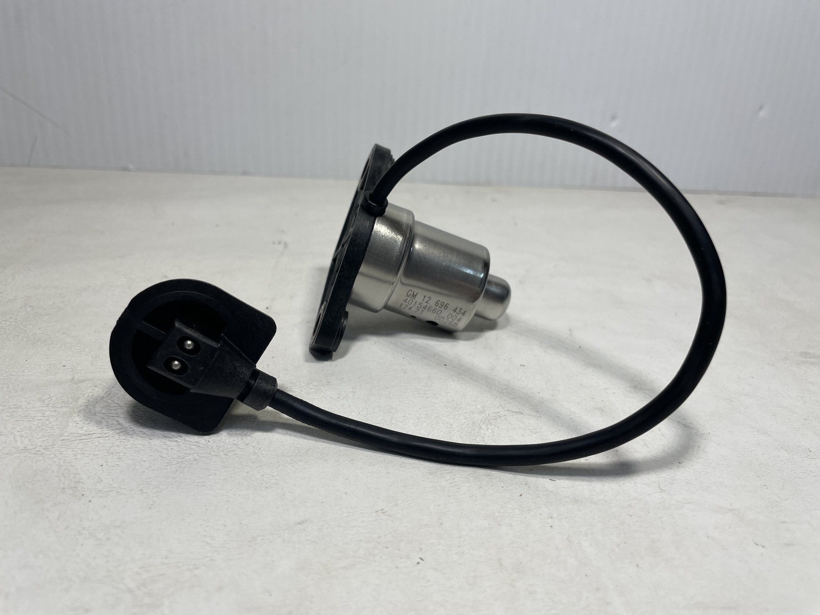 2014-2019 SILVERADO SIERRA 5.3 6.2 LOW OIL SENSOR NEW GM # 12696434 | eBay