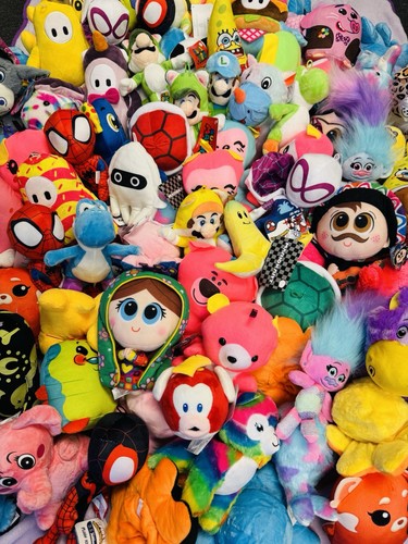 Crane Claw Machine Animal Plush Filler Mix 110 Pieces (40% Licensed ...