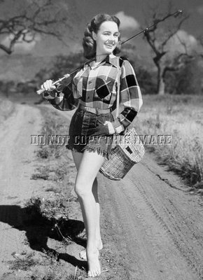 ANTIQUE REPRO 8X10 PHOTO PRINT WOMAN FISHING CREEL ROD BAIT CASTING | eBay