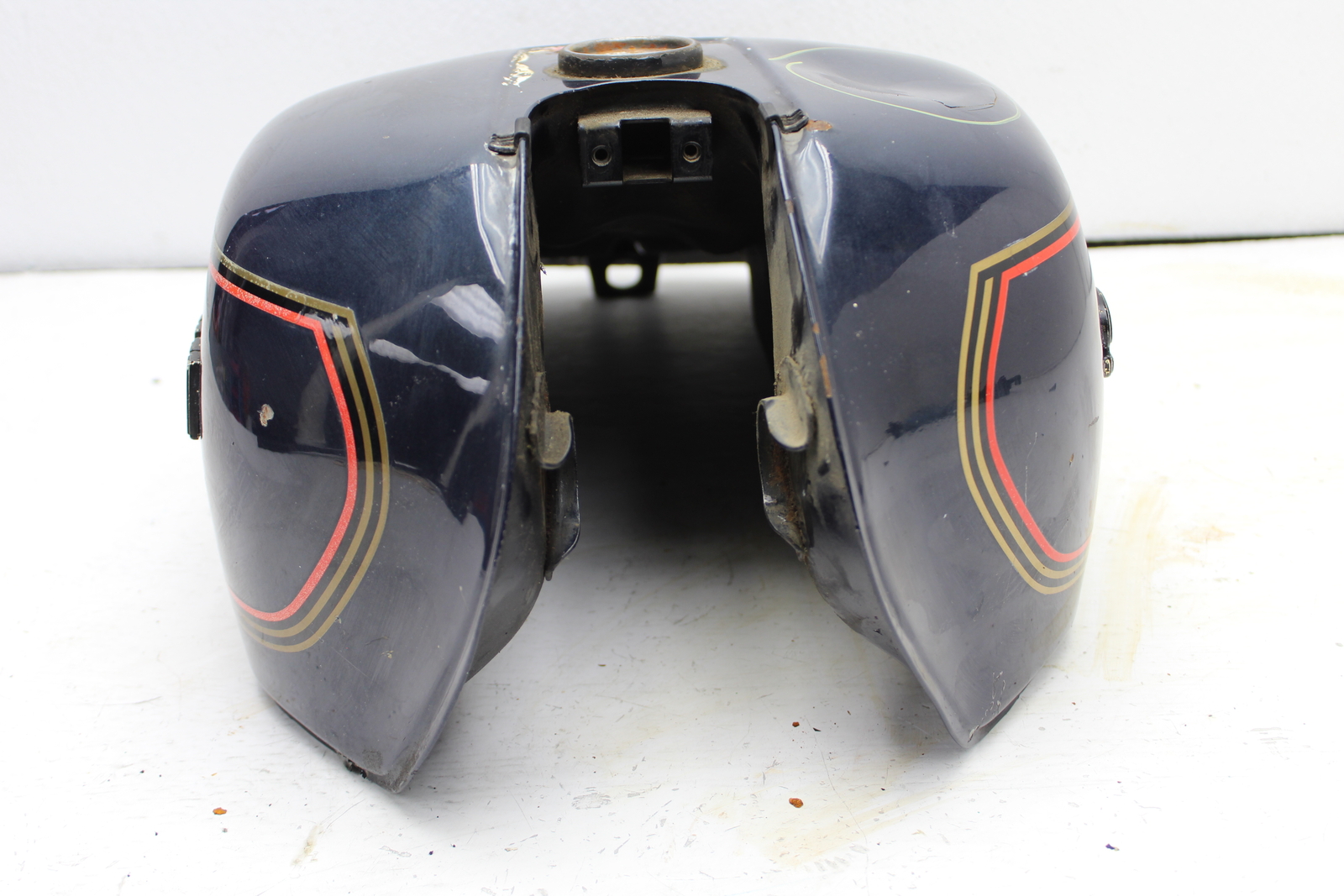 1978 SUZUKI GS550E GS550 GAS TANK FUEL PETROL RESERVOIR (SBGTU105) | eBay