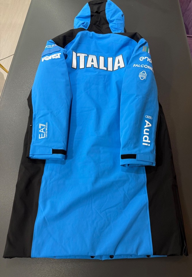 2026 Size M, L Ski Jacket/Mantle Overcoat Armani EA7 Official Italia ...