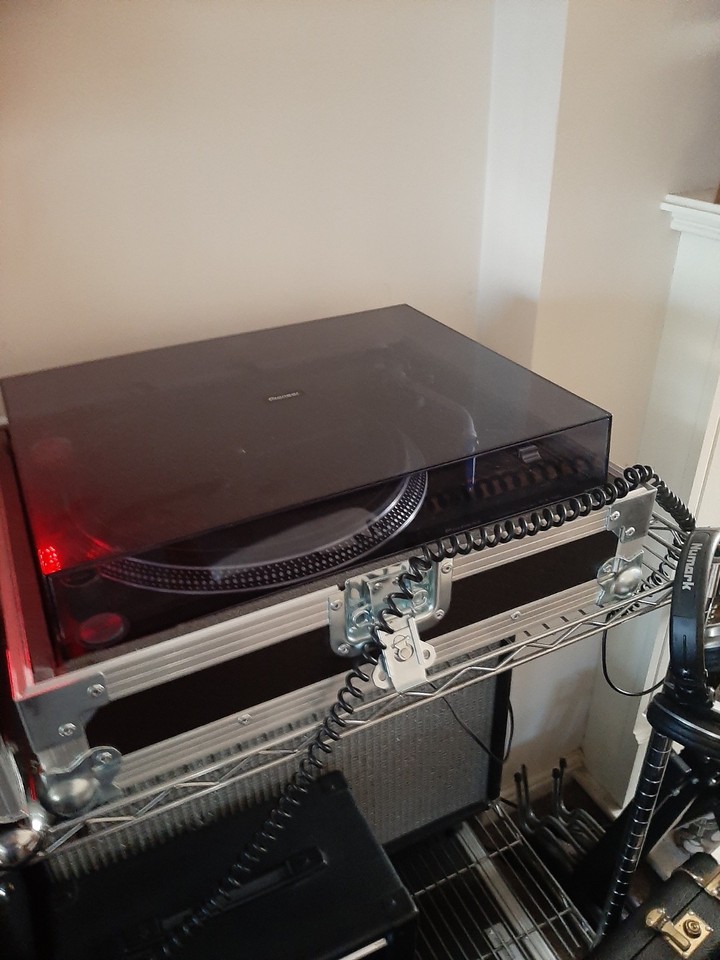 Pioneer Plx-1000 Turntables. Decks And Mixer And Concorde Dj Stylus ...
