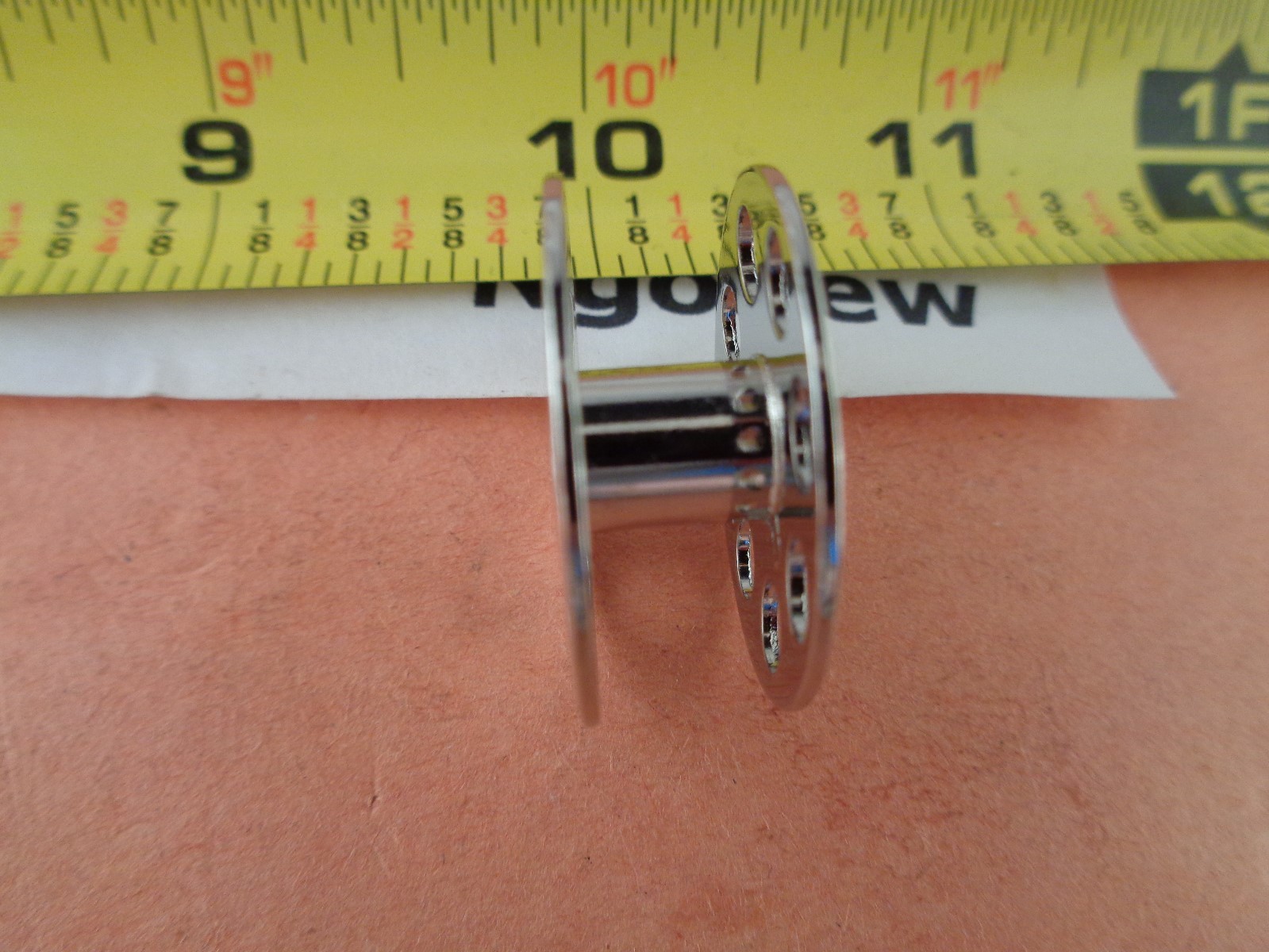 100pcs GAMMILL TIN LIZZIE QUILTERS MACHINE LARGE BOBBIN With WINDER ...