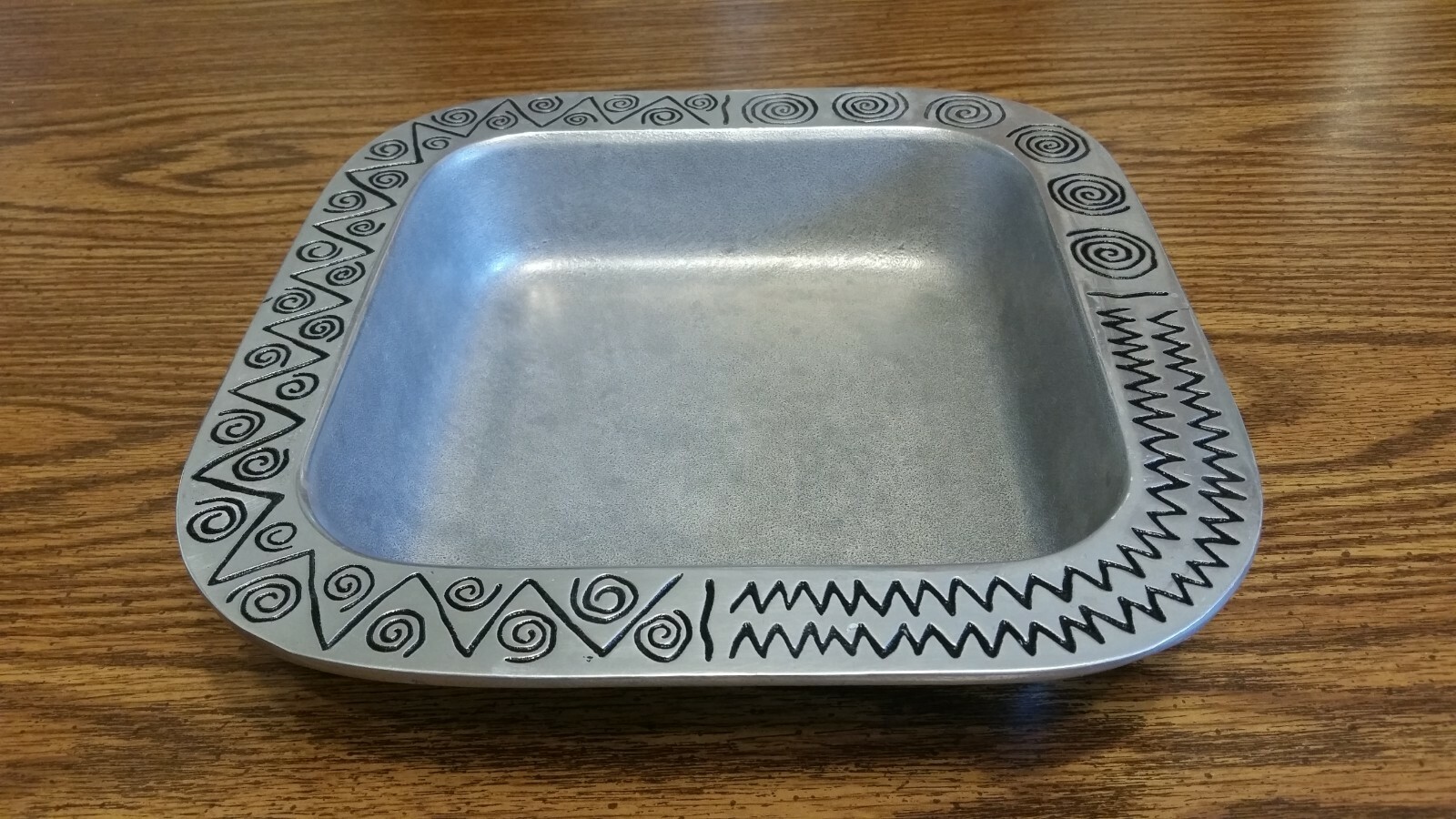 Wilton Armetale 'Reggae' Pattern Square Tray 11 1/2" X 11 1/2" Spoon ...