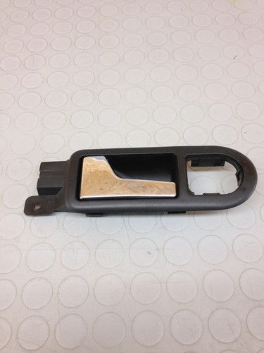 VOLKSWAGEN Golf 4 1.9 Tdi Poignée Interne Port avant Gauche 3B1837113 ...